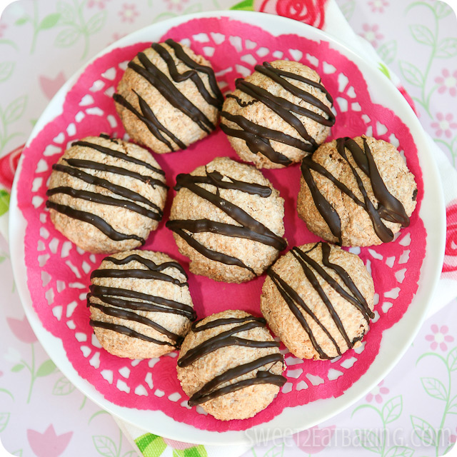 English Coconut Macaroons - Sweet 2 Eat Baking